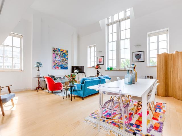 3 bedroom property in Victorian Heights, Thackeray Road, London, SW8 £4,750 pcm | Chestertons