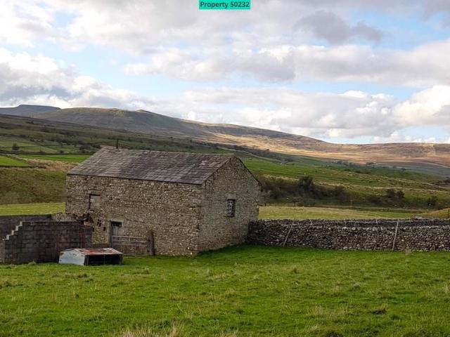 3 bedroom property with land for sale