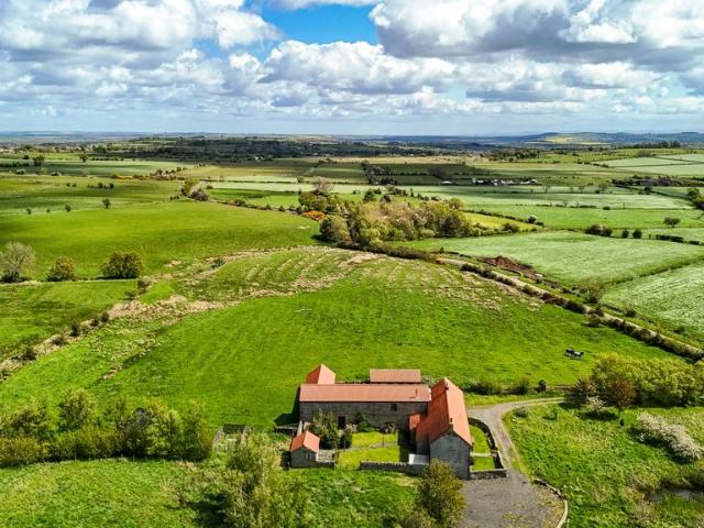 3 bedroom property with land for sale