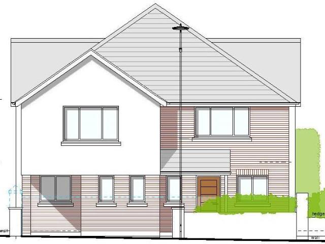 3 bedroom property with land for sale