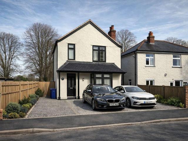 3 bedroom property with land for sale