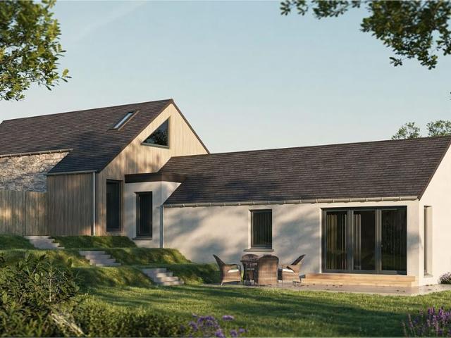 3 bedroom property with land for sale