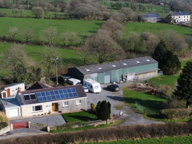 3 bedroom property with land for sale