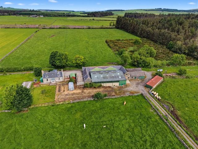 3 bedroom property with land for sale