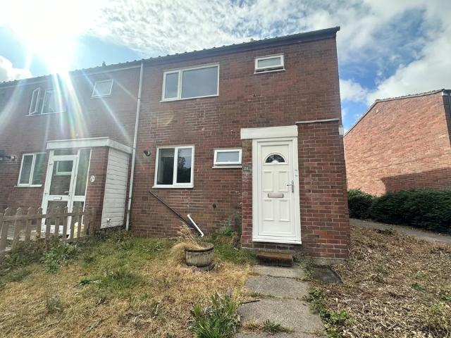 3 bedroom property to let in Martley Close, Redditch £1,100 pcm