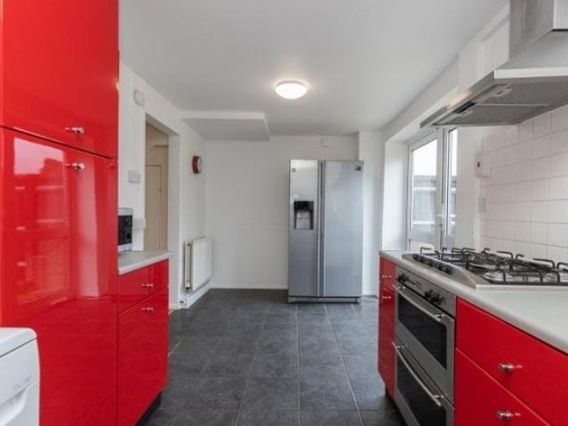 3 bedroom property to let in Mickle Way, Forest Hill £1,500 pcm
