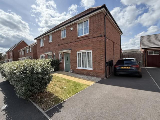 3 bedroom property to let in Montagu Drive, Bilston £1,350 pcm
