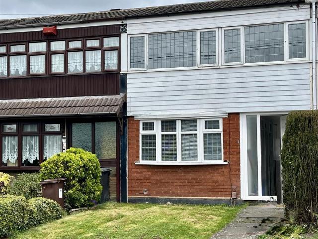 3 bedroom property to let in Arnhem Road, Willenhall £1,100 pcm