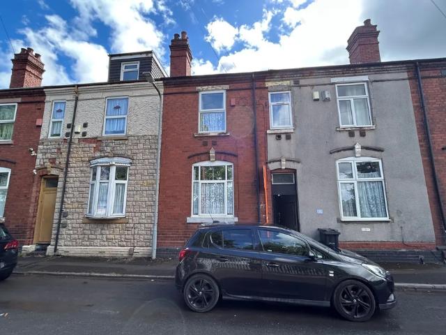 3 bedroom property to let in Bilhay Lane, West Bromwich £1,025 pcm