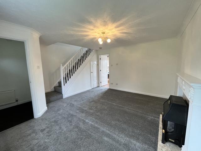 3 bedroom property to let in Chatsworth Drive, Rossington £950 pcm