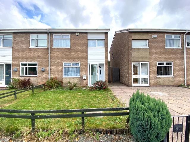 3 bedroom property to let in Chelmsley Road, Chelmsley Wood, B37 £1,200 pcm