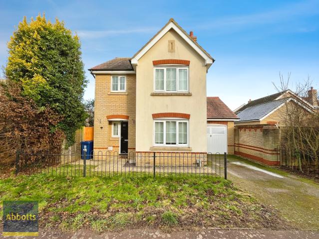 3 bedroom property to let in Crow Hill Lane, Great Cambourne £1,650 pcm