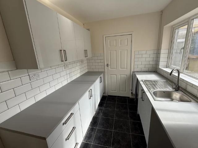 3 bedroom property to let in Harrow Street, Wolverhampton £1,075 pcm
