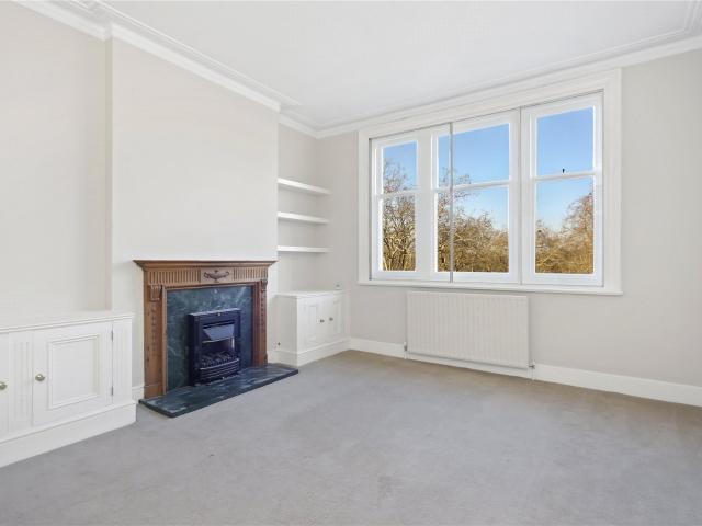 3 bedroom property to let in Prince of Wales Drive, Battersea, London, SW11 £5,475 pcm