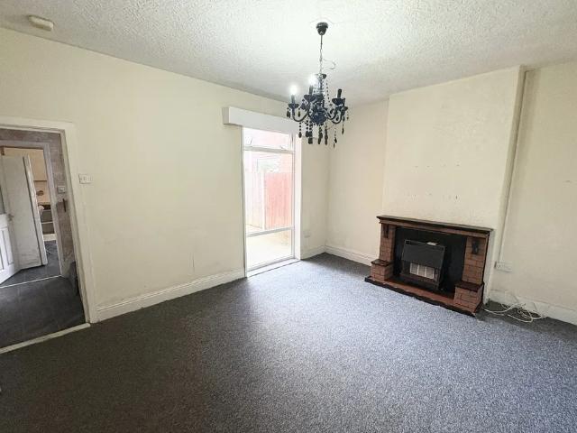 3 bedroom property to let in Richmond Road, Smethwick £1,150 pcm