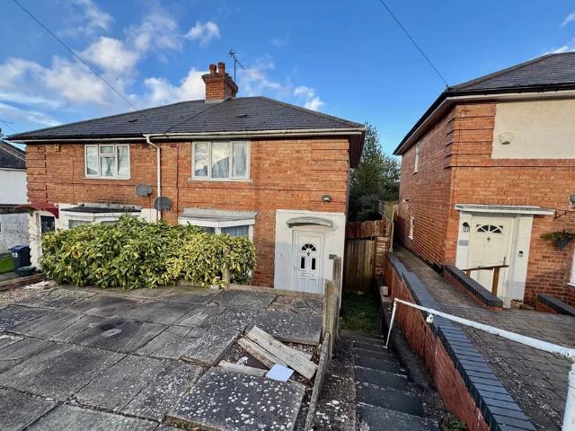 3 bedroom property to let in St. Heliers Road, Northfield, B31 £1,150 pcm