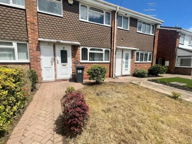 3 bedroom property to let in Winchester Gradens, Northfield, B31 £1,200 pcm