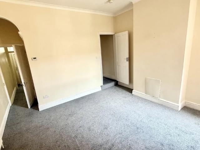 3 bedroom property to let in Woodland Road, Handsworth £1,200 pcm