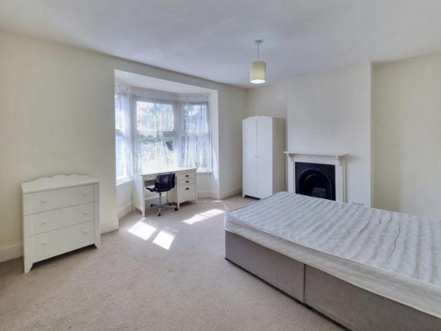 3 bedroom Property To Let