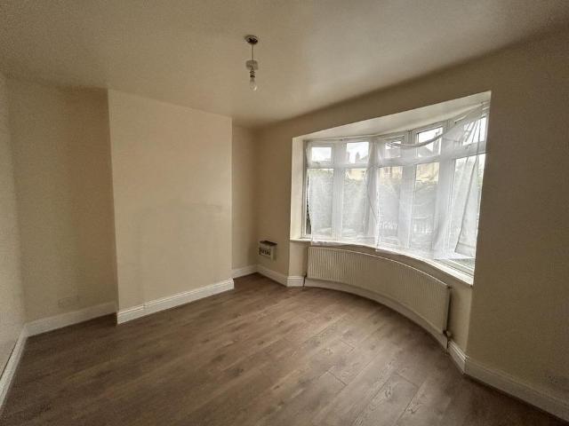 3 bedroom property to rent