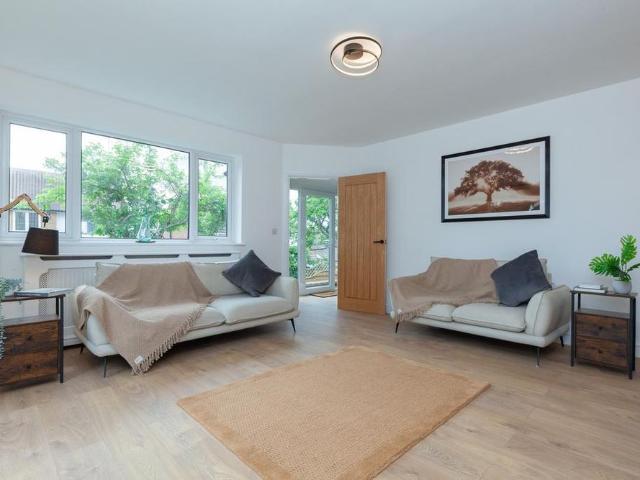 3 bedroom property to rent
