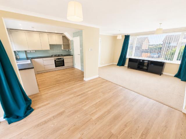 3 bedroom property to rent