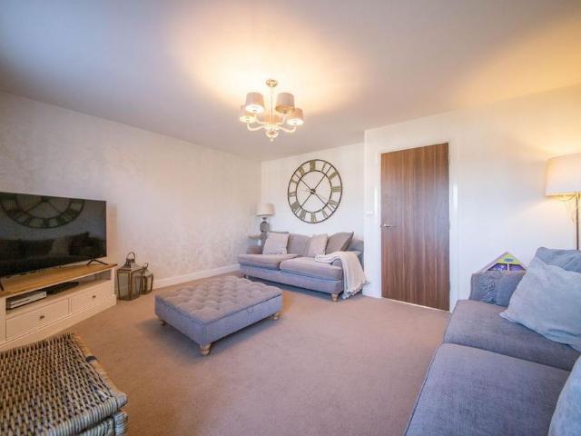 3 bedroom property to rent