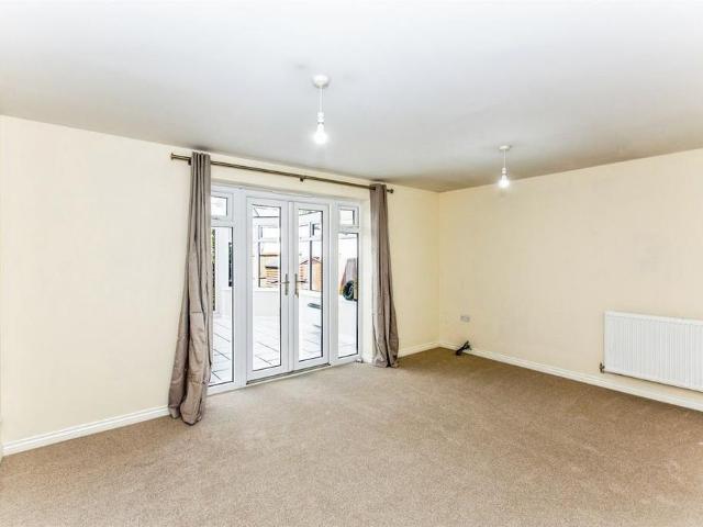 3 bedroom property to rent
