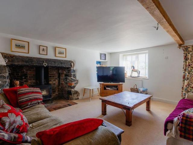 3 bedroom property to rent