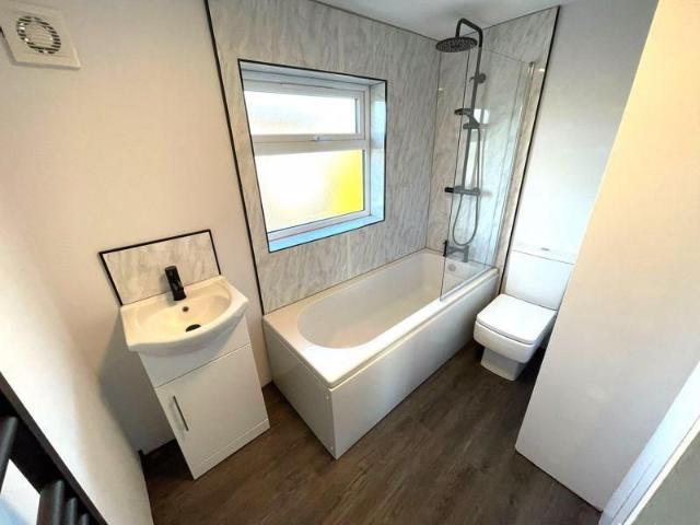 3 bedroom property to rent