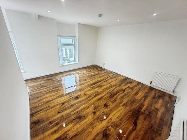 3 bedroom property to rent