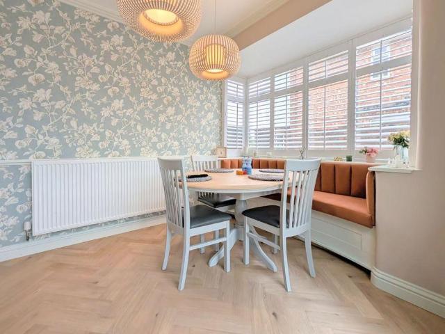 3 bedroom property to rent