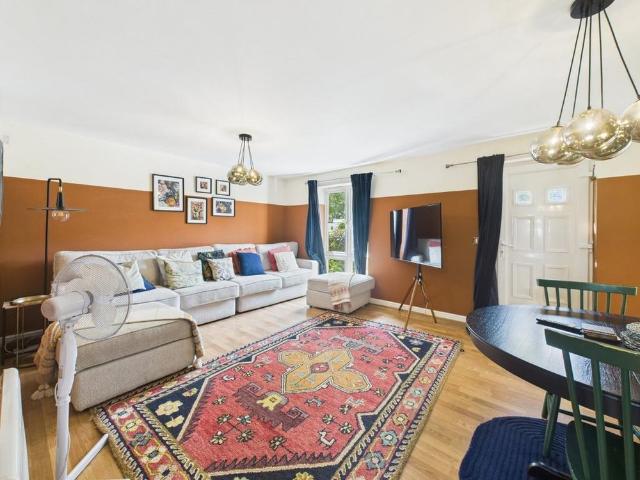 3 bedroom property to rent