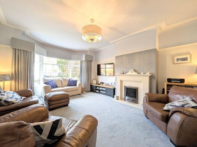 3 bedroom property to rent