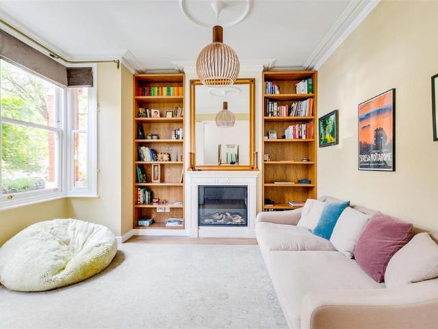 3 bedroom property to rent