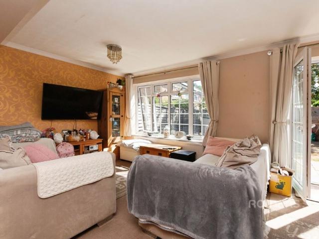 3 bedroom property to rent