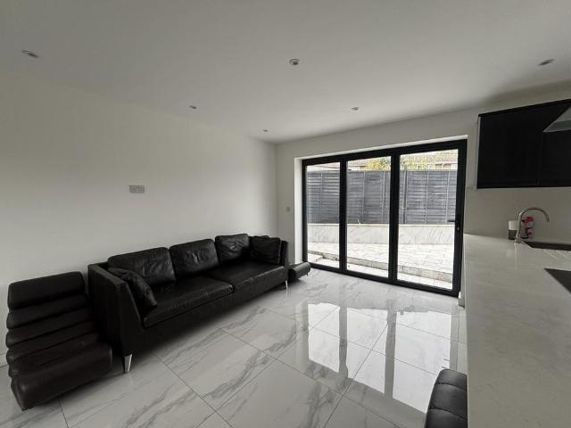 3 bedroom property to rent