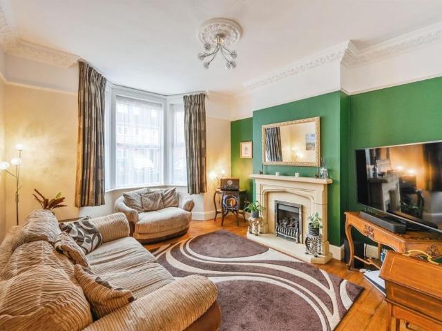 3 bedroom property to rent