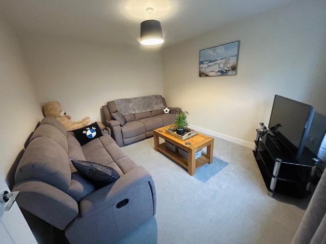 3 bedroom property to rent