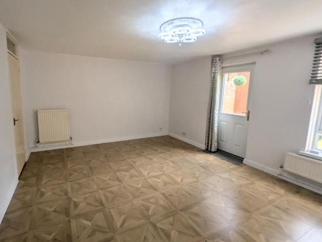 3 bedroom property to rent