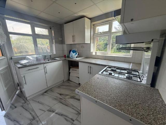 3 bedroom property to rent