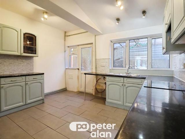 3 bedroom property to rent