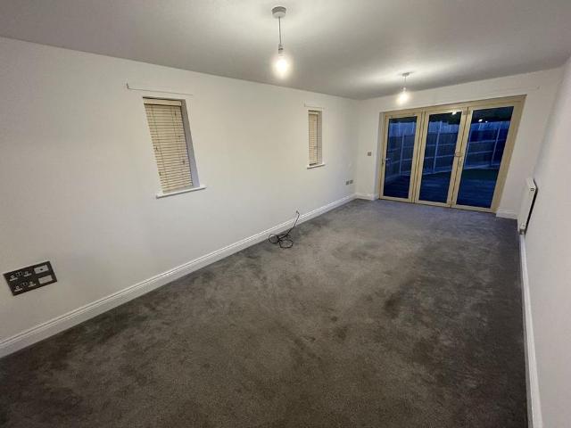 3 bedroom property to rent