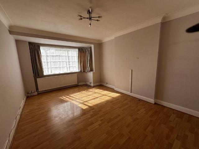 3 bedroom property to rent