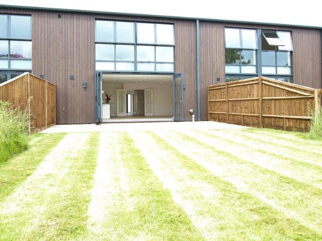3 bedroom property to rent