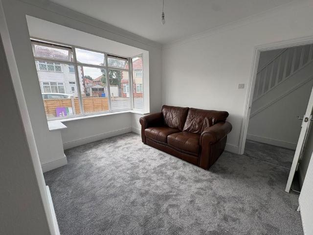 3 bedroom property to rent