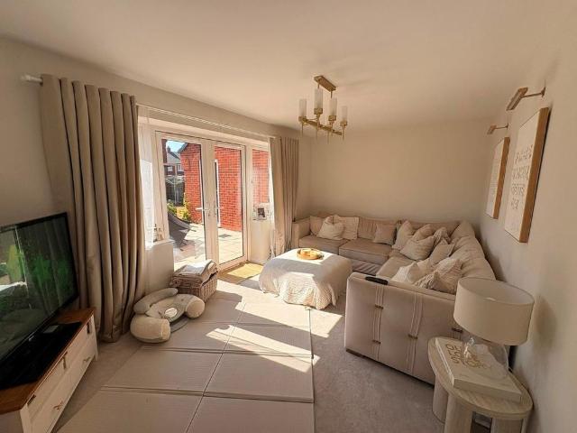 3 bedroom property to rent