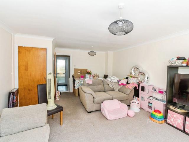 3 bedroom property to rent