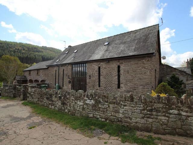 3 bedroom property to rent