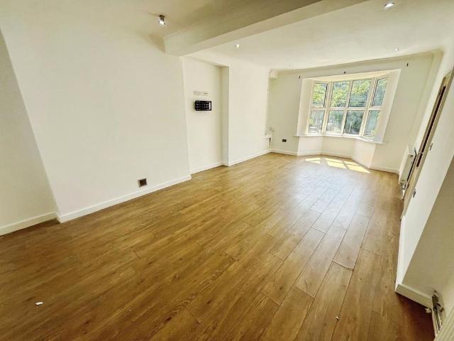 3 bedroom property to rent